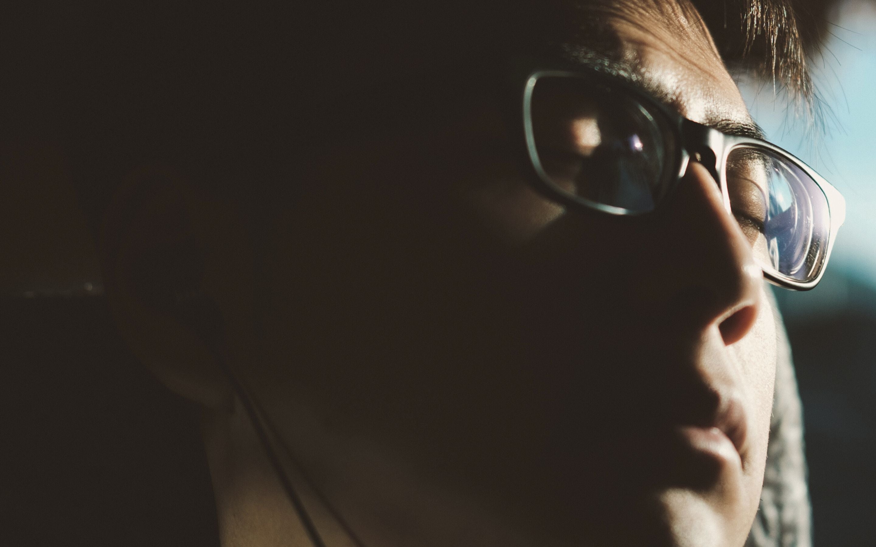 Your Complete Guide to Laser Eye Surgery | LASIK & MTHK